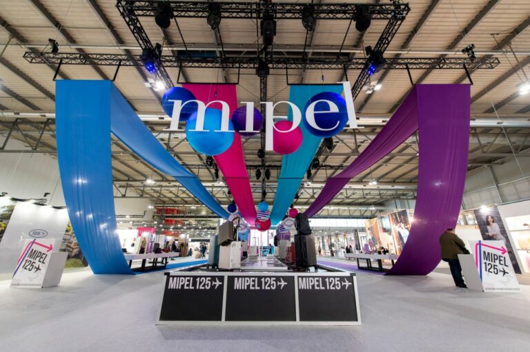 WGSN and Coloro Single Out ‘Luminous Blue’ as 2027 ‘Color of the Year ...