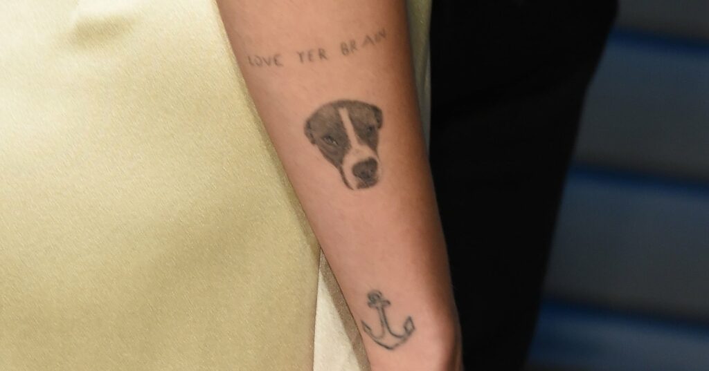 50+ Bittersweet Memorial Tattoos to Honor Your Loved Ones - Smudge Report