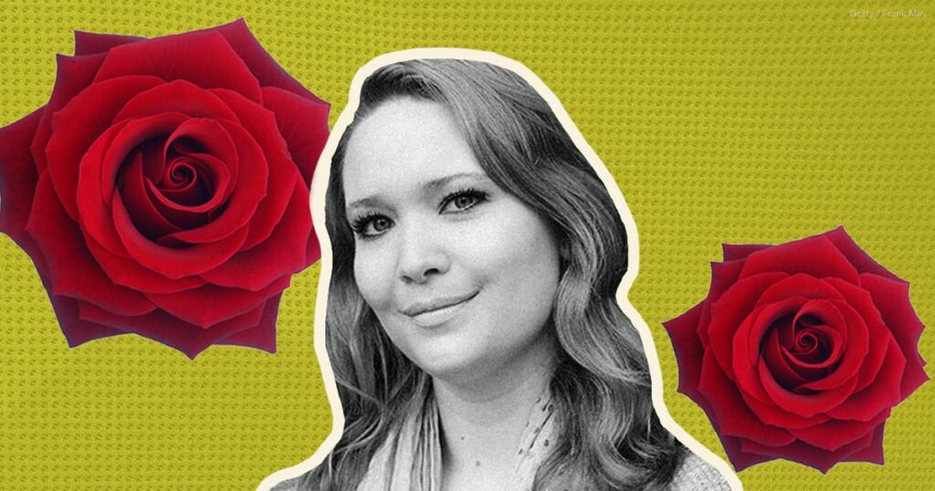 How Sarah J. Maas Fans Built a World of Their Own - Smudge Report