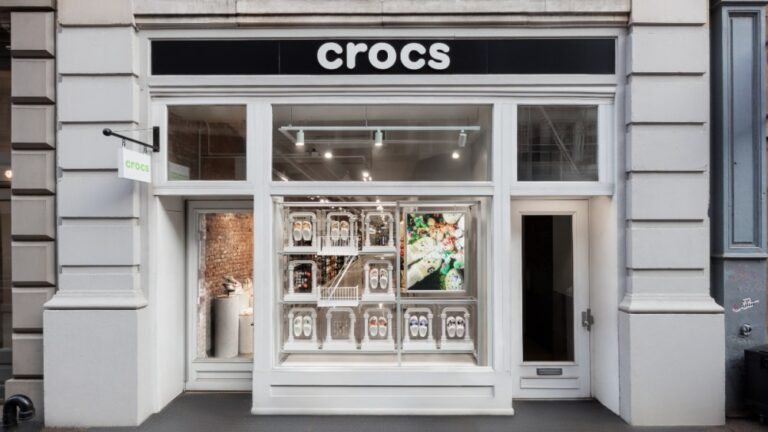 Crocs’ New ‘Icon’ Store Eyes Experiential Retail - Smudge Report