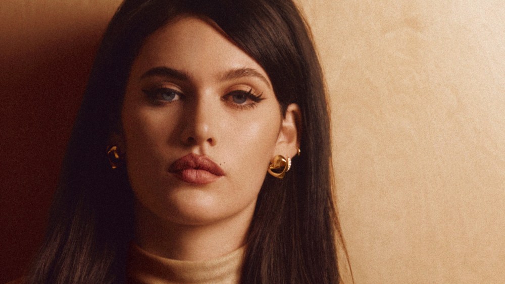 British Singer Sienna Spiro Features in Monica Vinader’s New Campaign ...