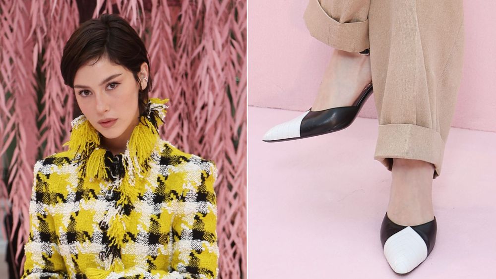 Gracie Abrams Flips Chanel’s Cap-toe Codes in Leather Pumps at the ...